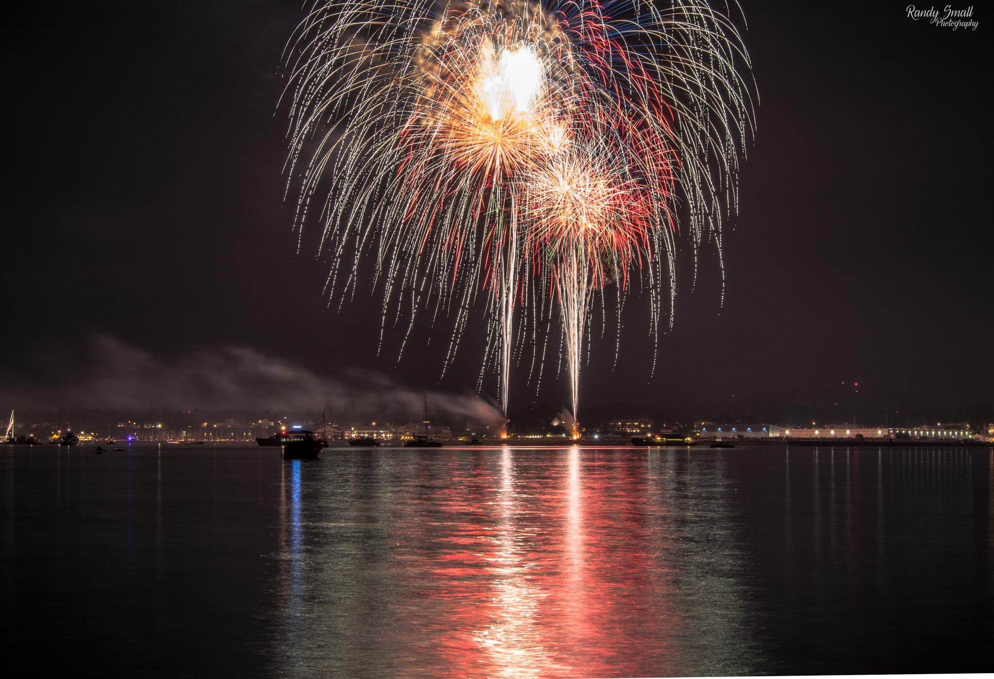 Photos: Fireworks dazzle over Western Washington on Independence Day | KOMO